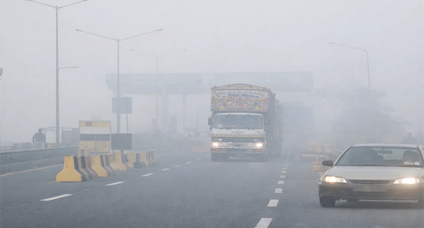 Motorway sections closed as dense fog hits Punjab, Sindh, KP